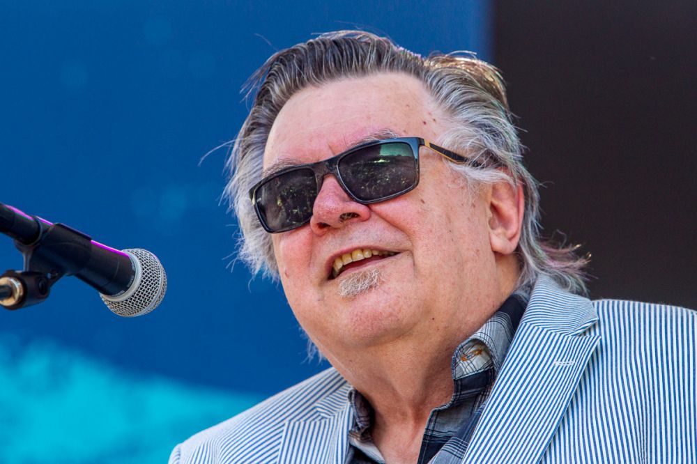 David Vest at the Waterfront Blues Festival, July 7, 2018 - Photos