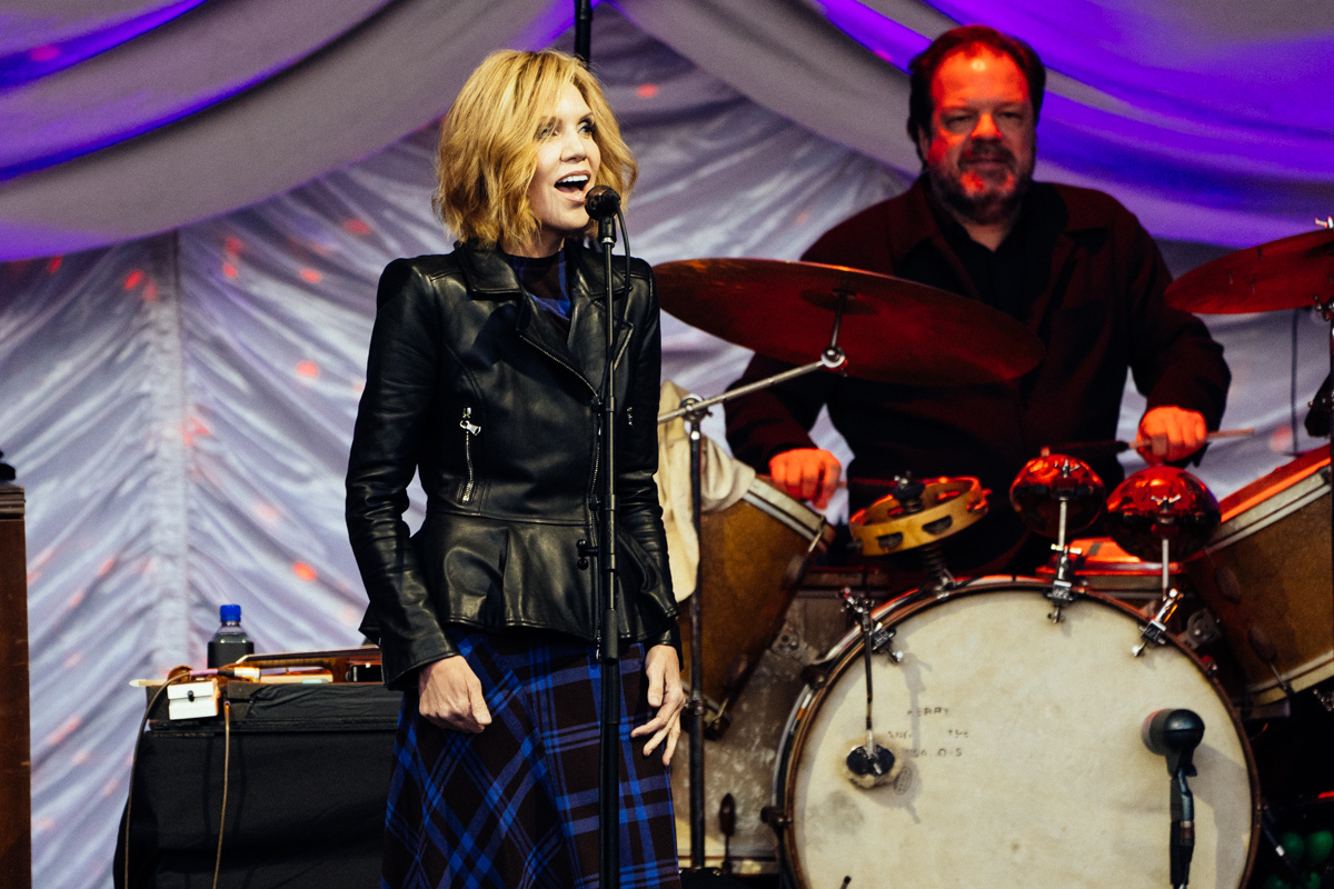 Alison Krauss and Robert Plant w/JD McPherson at the Cuthbert ...