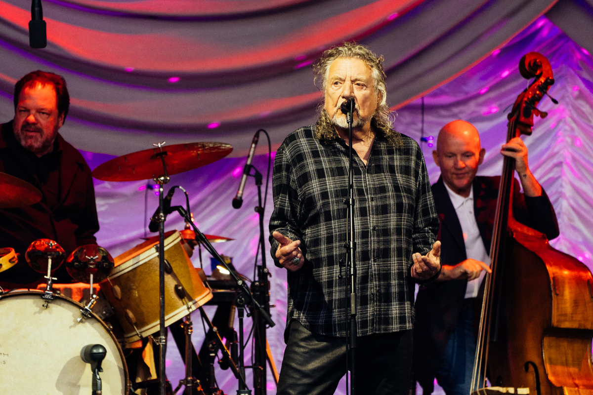 Alison Krauss and Robert Plant w/JD McPherson at the Cuthbert ...