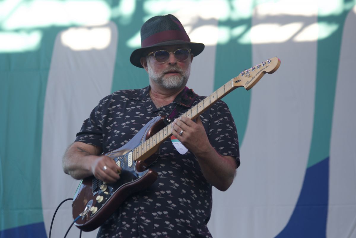 Andy Stokes at Waterfront Blues Festival on 7/04/2022 - Photos