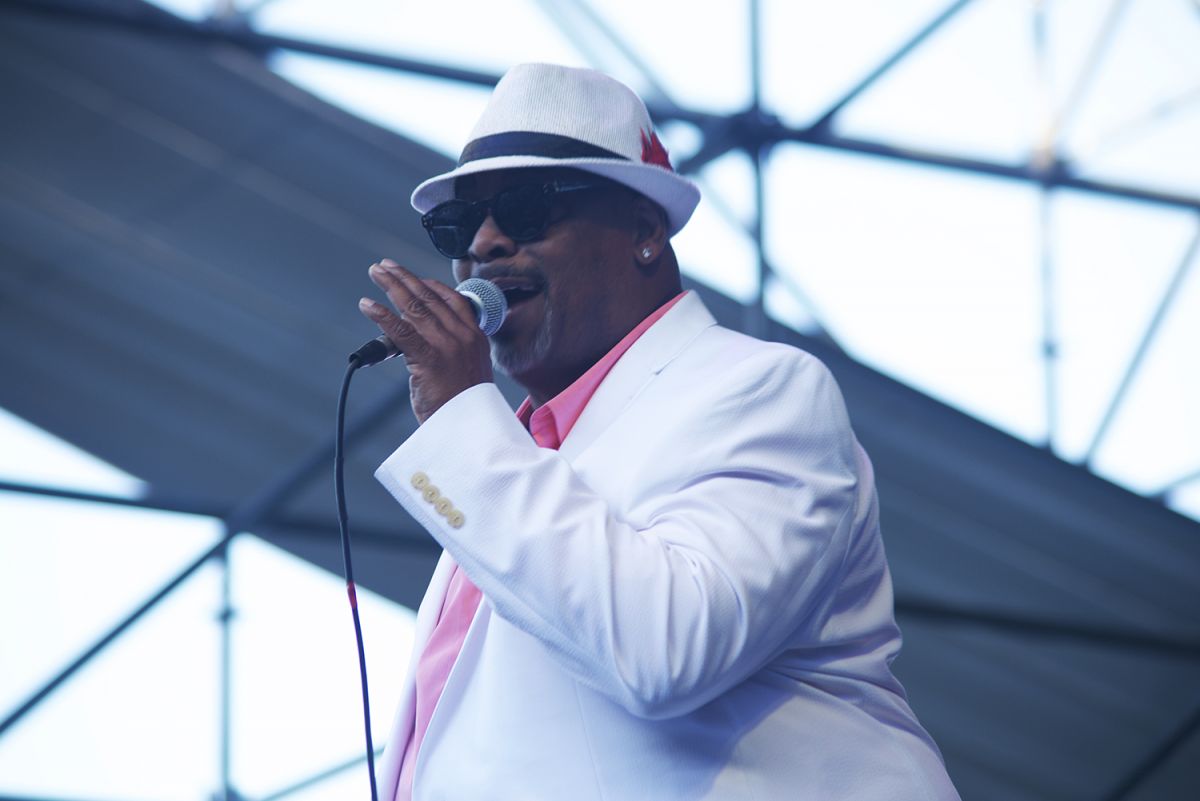 Andy Stokes at Waterfront Blues Festival on 7/04/2022 - Photos