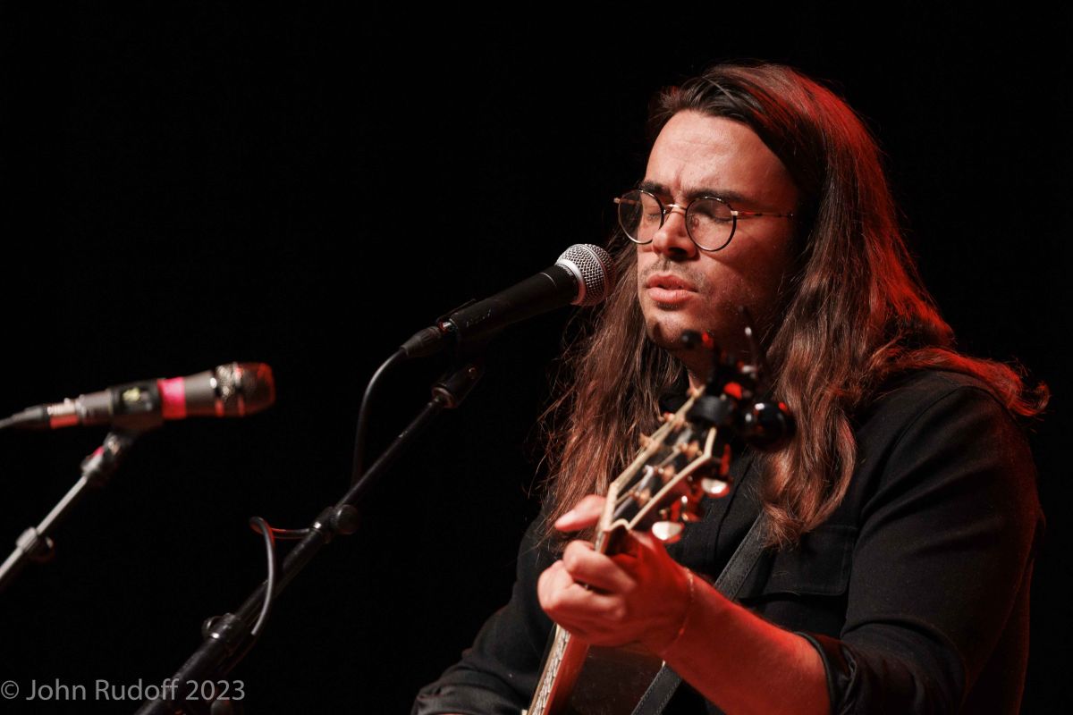 Derek R. Thomas opens for The Zombies, Aladdin Theater, Oct. 3, 2023 ...