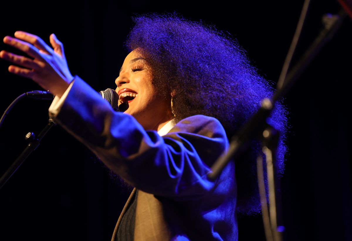 Diane Reeves with special guest Lo Steele at Revolution Hall - PDX Jazz ...