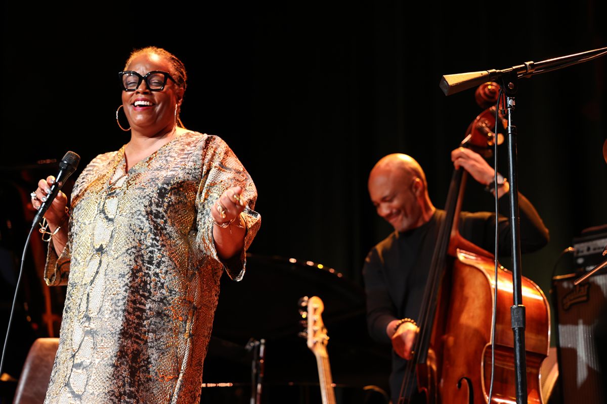 Diane Reeves with special guest Lo Steele at Revolution Hall - PDX Jazz ...