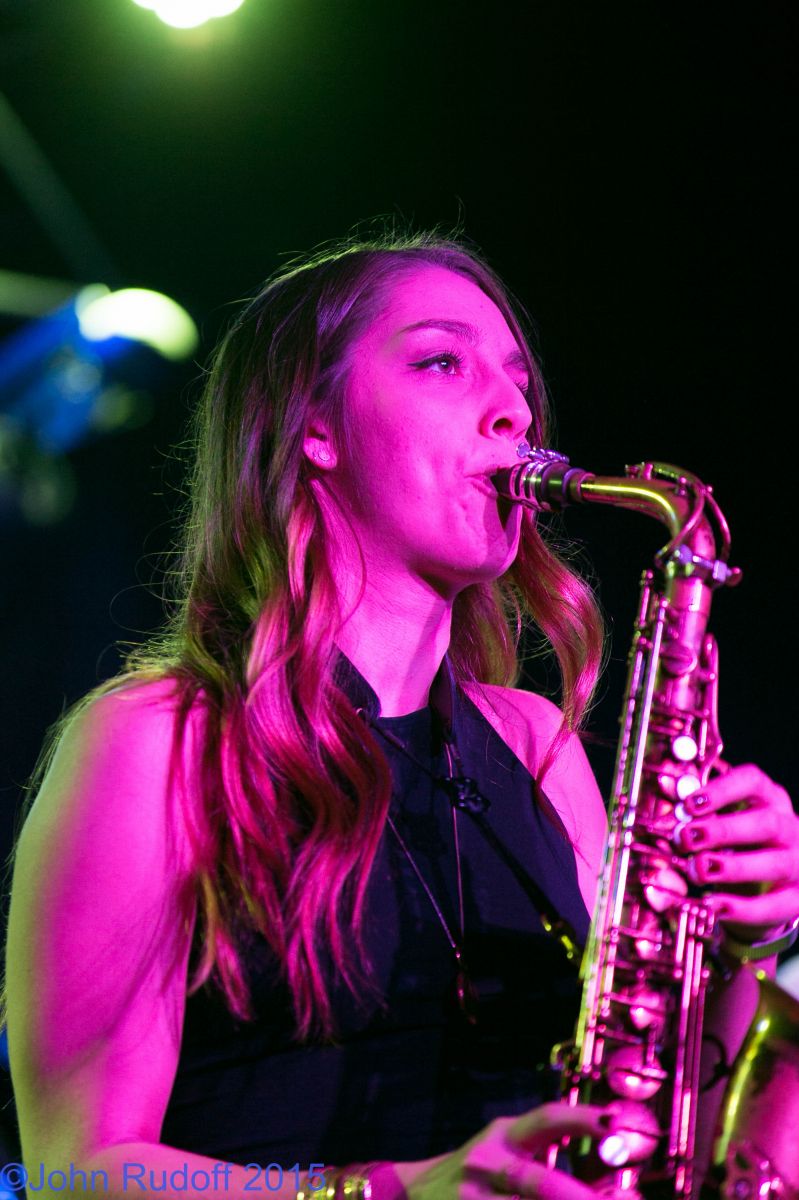 Hailey Niswanger and PDX Soul at Dante's - 12/19/2015 - Photos