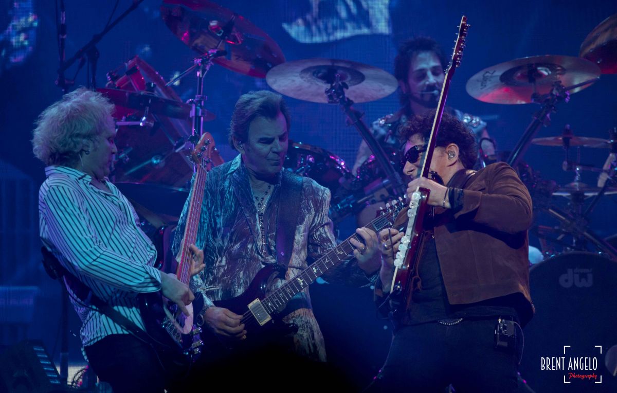 Journey with Toto at the Moda Center on 03/27/22 Photos