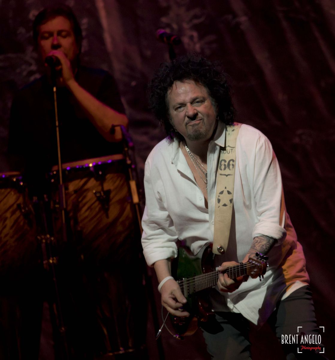 Journey with Toto at the Moda Center on 03/27/22 Photos