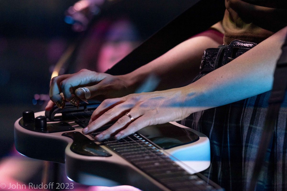 Larkin Poe at Crystal Ballroom, 2-4-2023 / Photos
