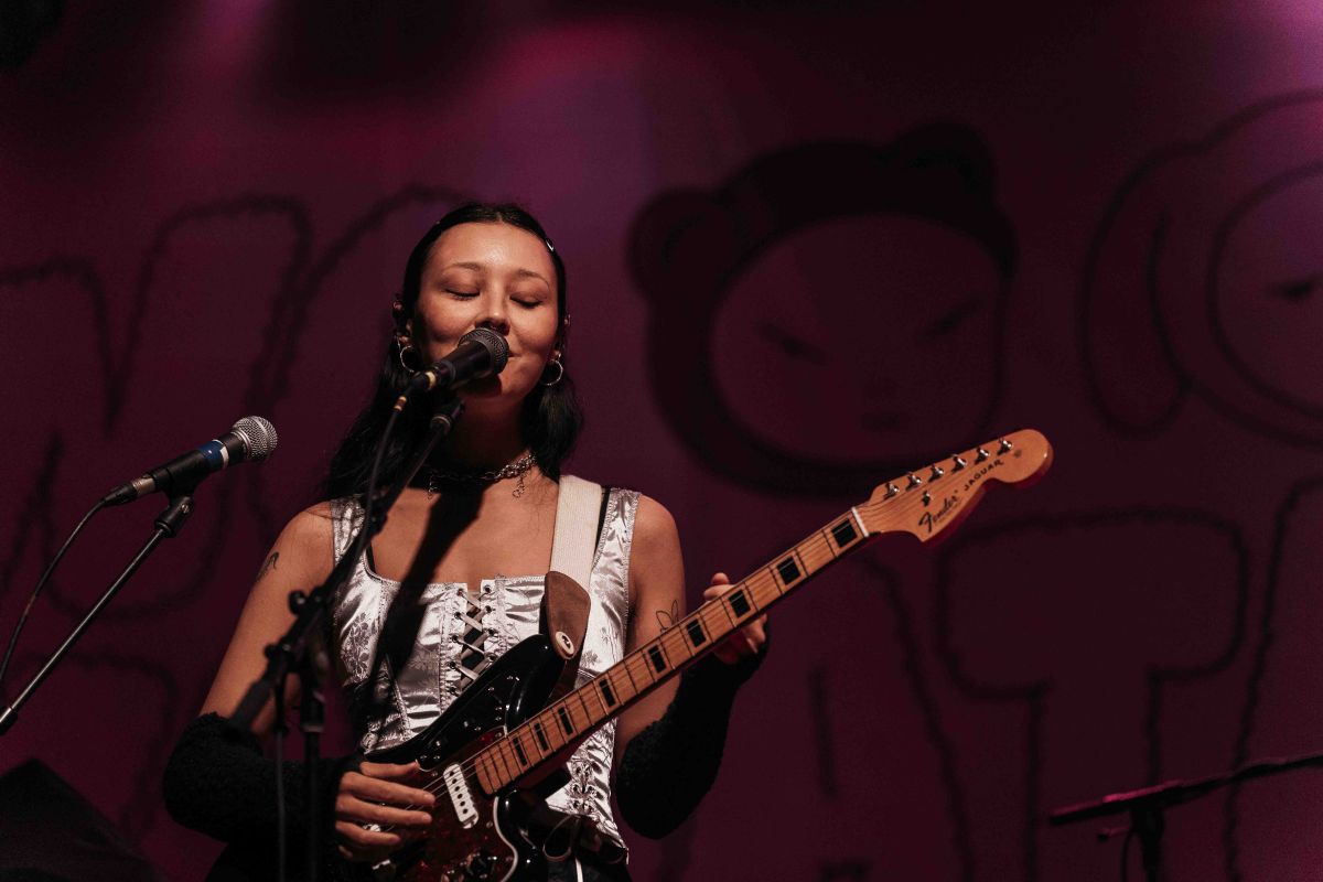 No Vacation and Luna Li at Aladdin Theater April 20, 2024 / Photos Review