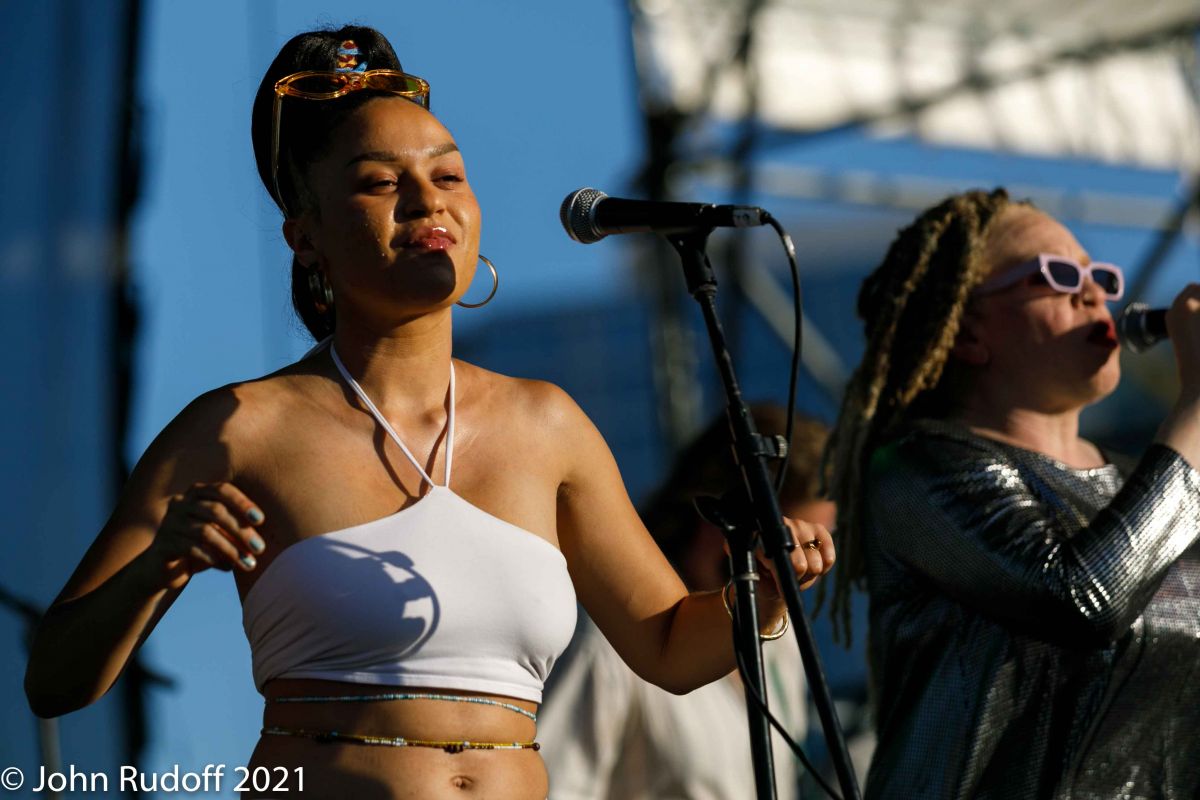 Outer Orbit with Sarah Clarke, Waterfront Blues Festival at Zidell ...