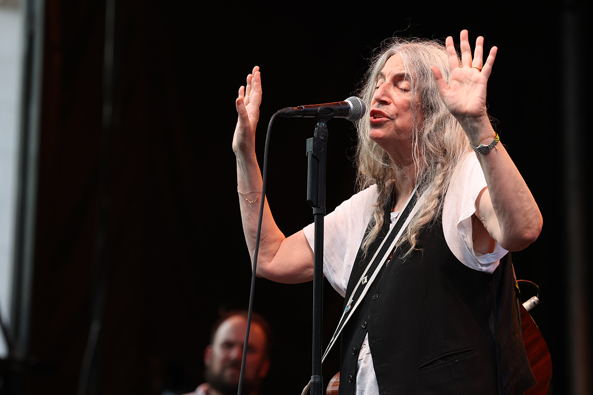 Patti Smith and Her Band at Pioneer Courthouse Square on 8/15/2023 - Photos