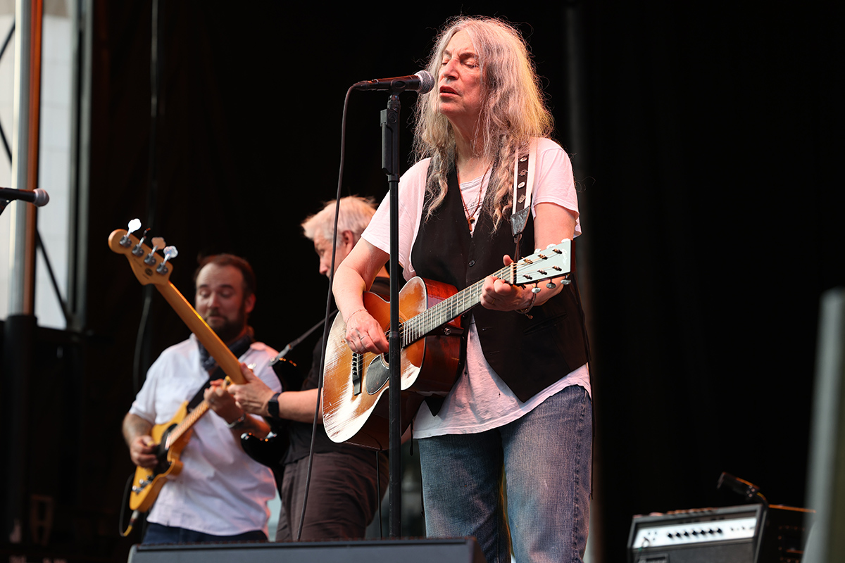 Patti Smith and Her Band at Pioneer Courthouse Square on 8/15/2023 - Photos