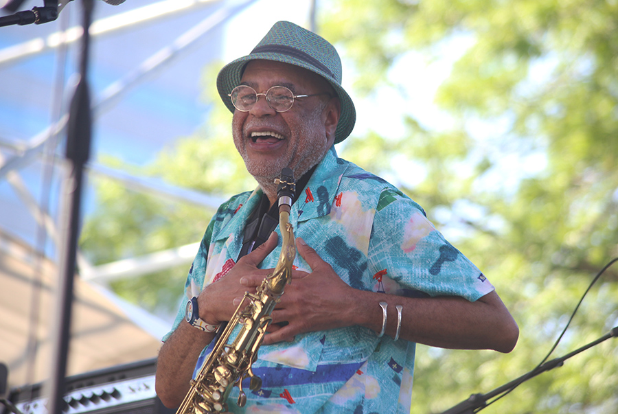 Reggie Houston's B' Swingsters at Waterfront Blues Festival, July 4 ...