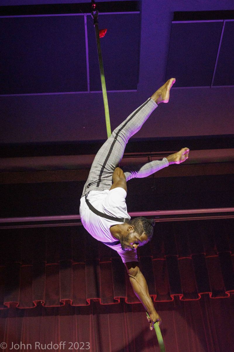 Rose City Circus Valentine's Day Shows - Alberta Rose, Feb. 13-14, 2023 ...