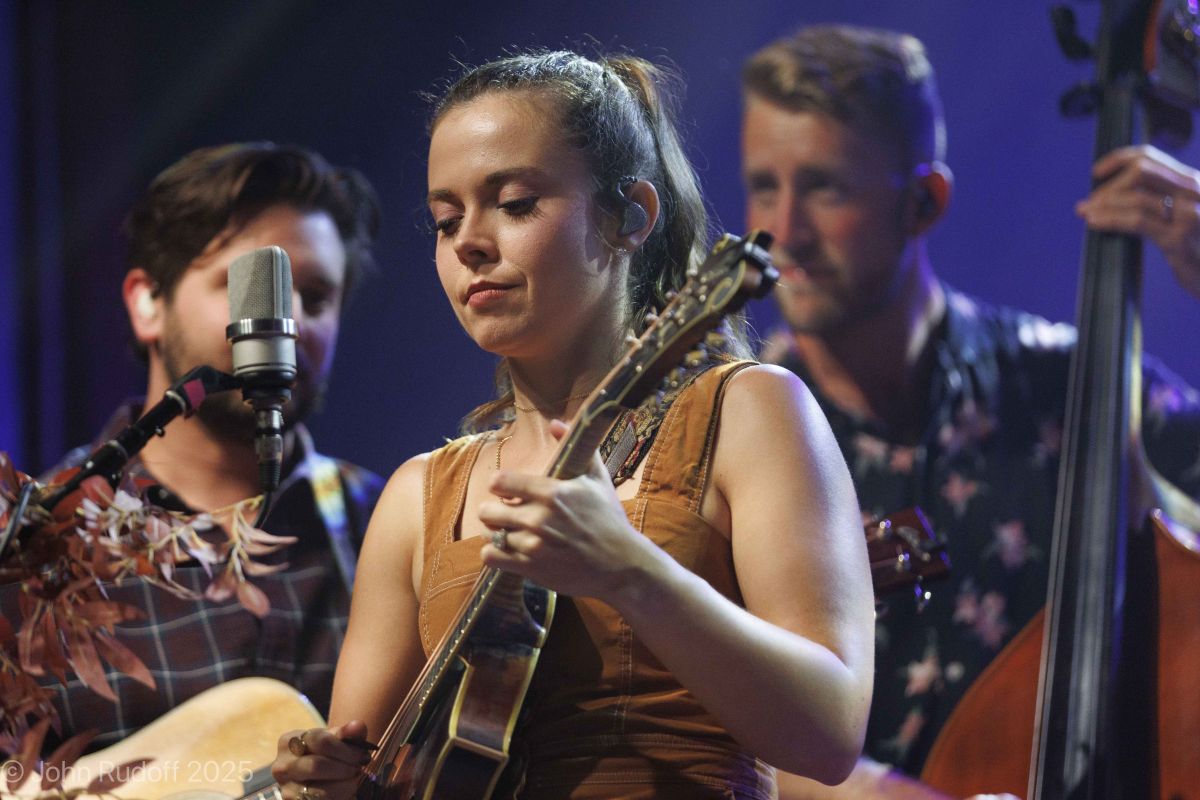 Sierra Hull at Aladdin Theater, Sept. 8, 2025 / Photos