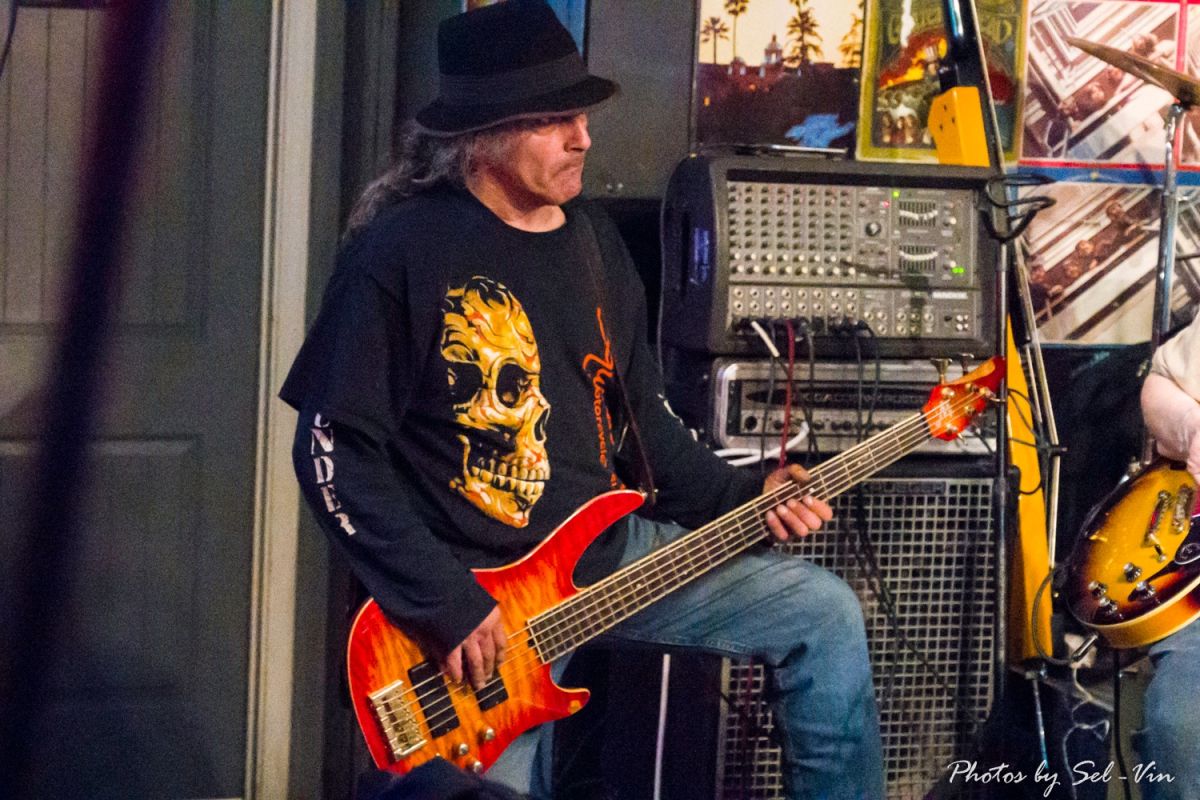 Kenny Goldstein: Ace bass player AND mechanic / Coffeeshop ...