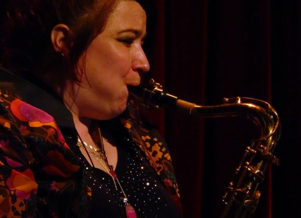 Michelle Medler: A Quadraphonne with a new funky album of her own ...